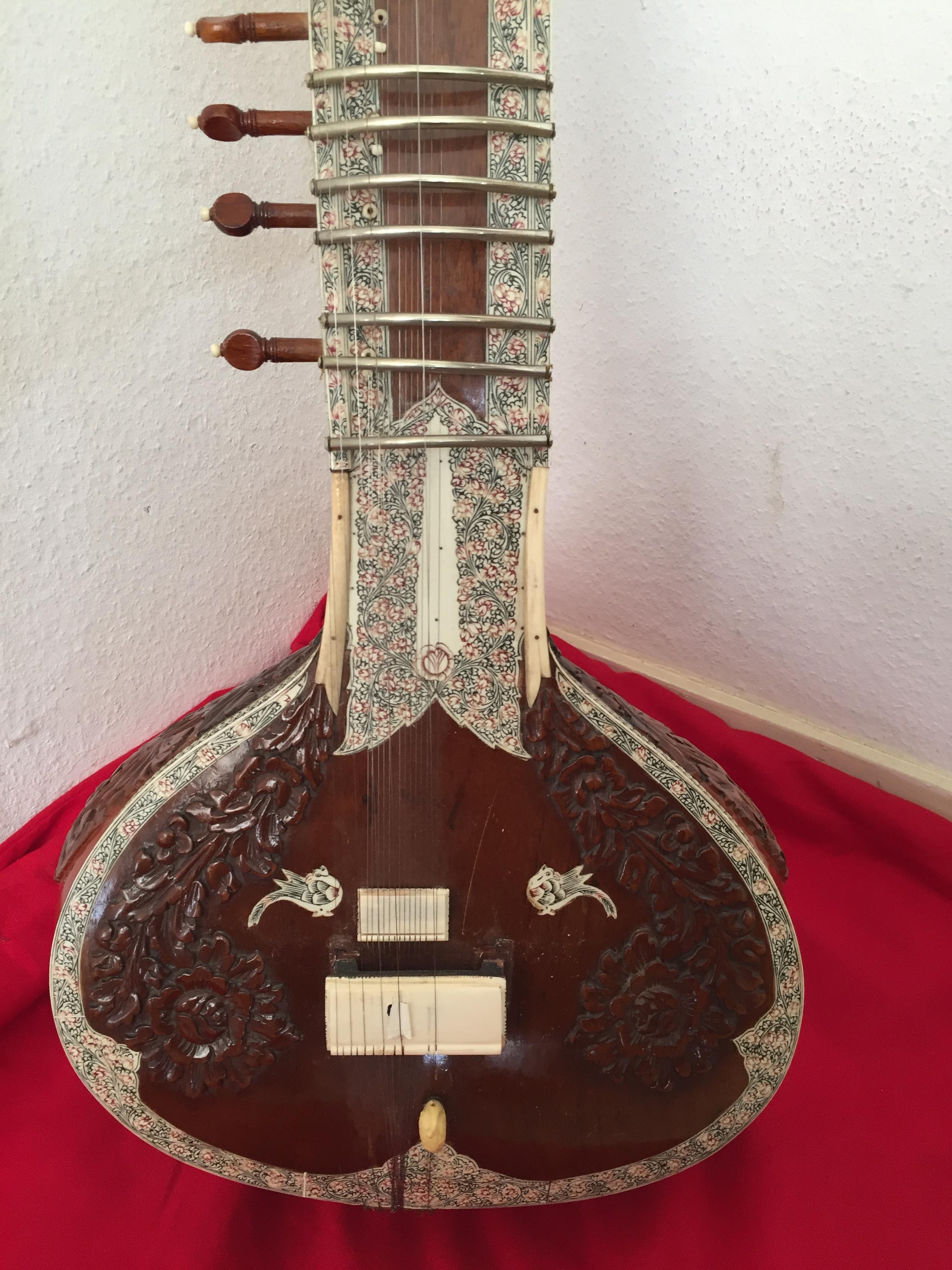 sitar 18 - Toss Levy